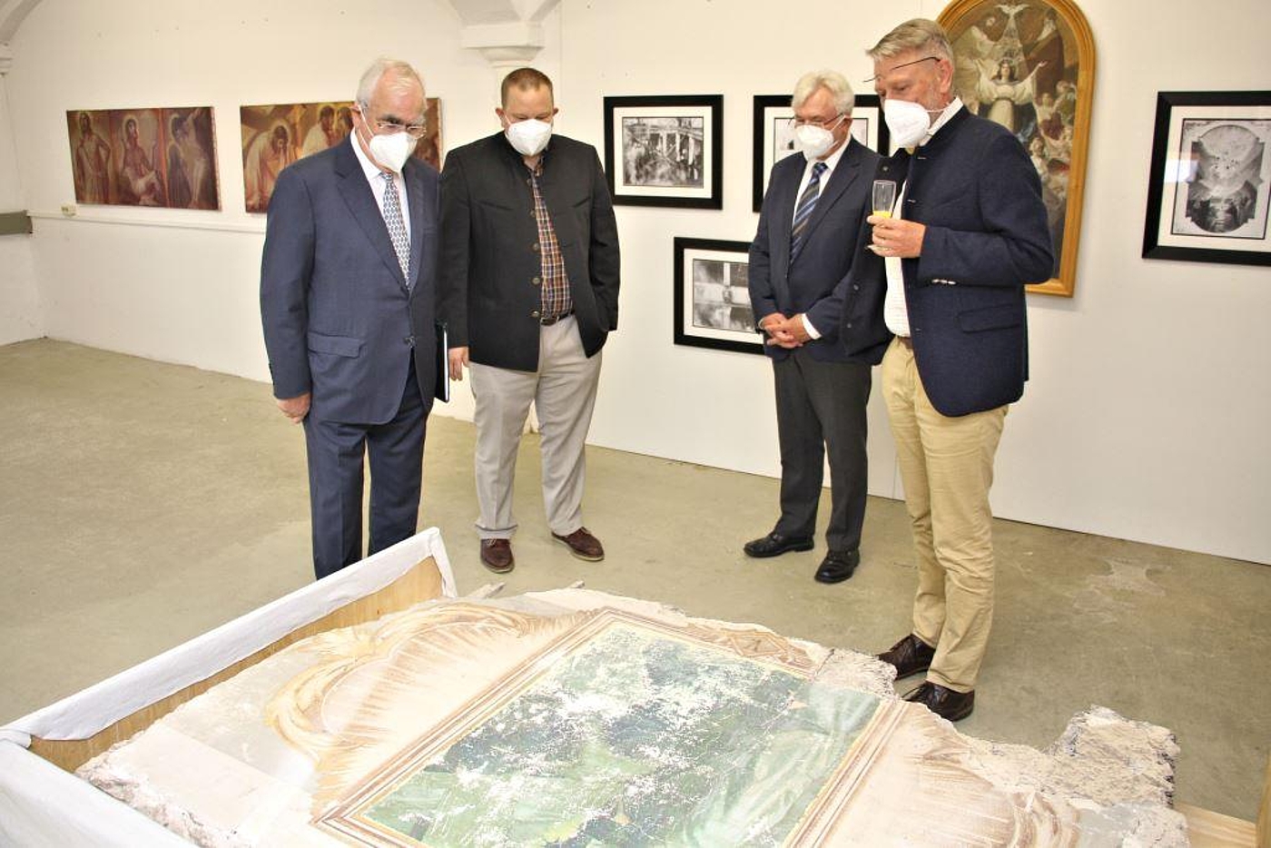 Die Ursberger Fugel-Ausstellung lässt in Theo Waigel die eigene ...
